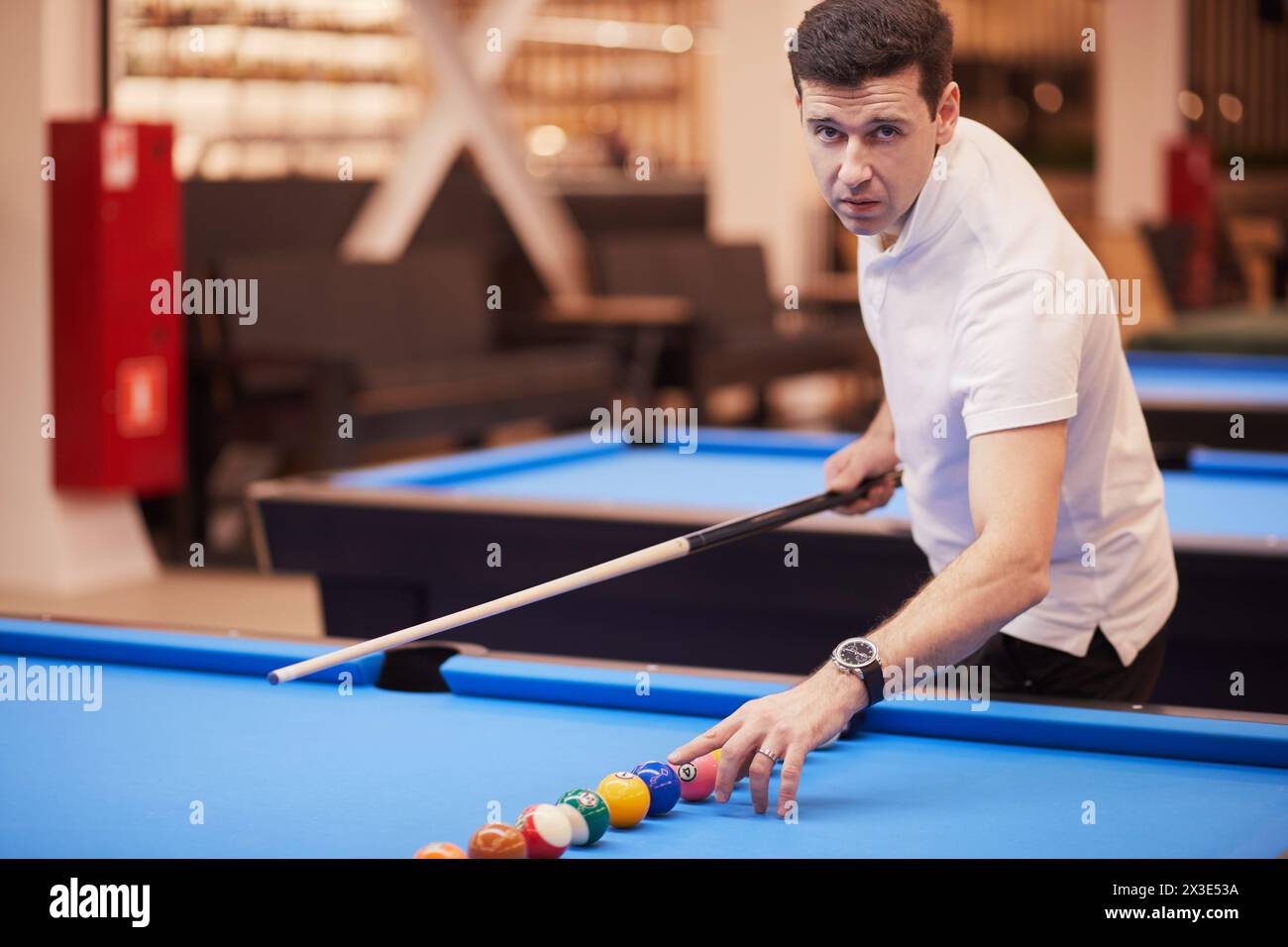 Pool balls in line hi-res stock photography and images - Alamy