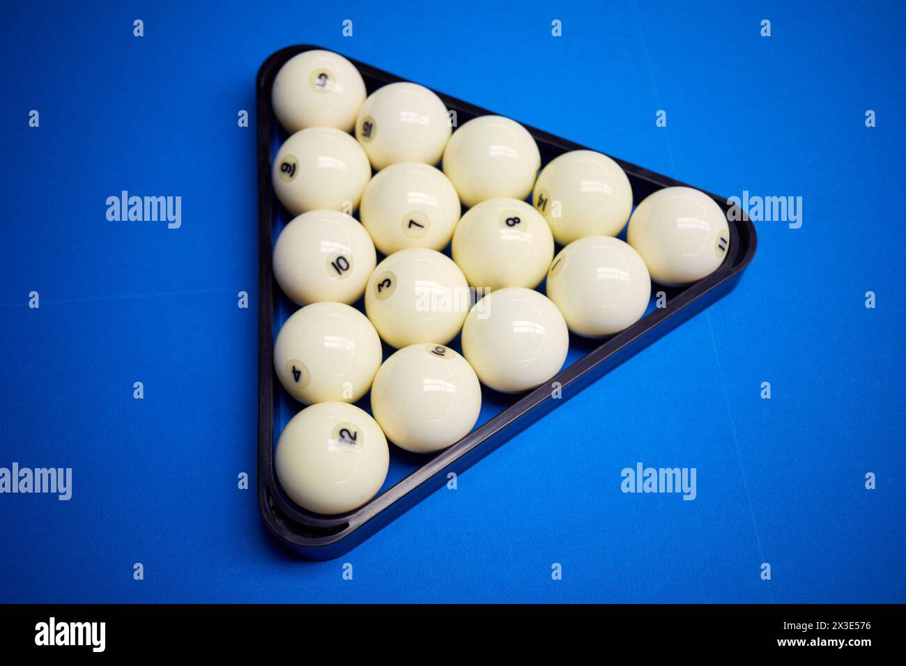 Billiards pyramid hi-res stock photography and images - Alamy