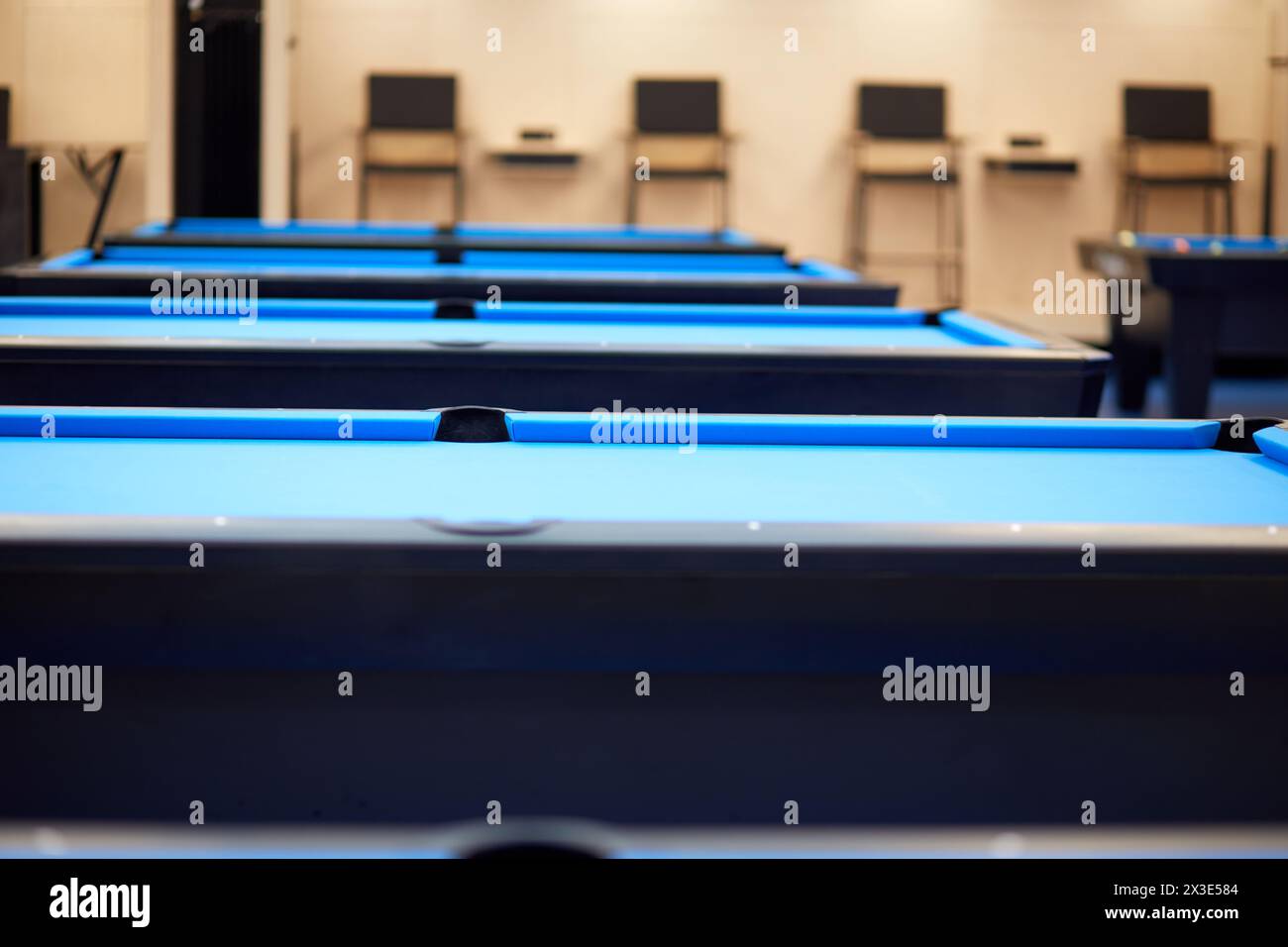 Pool tables hi-res stock photography and images - Alamy