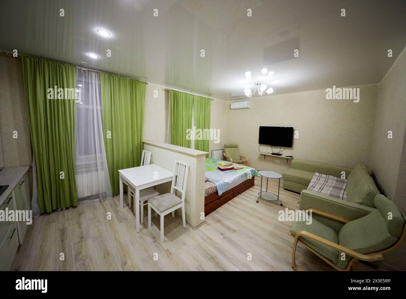 Russia divided hi-res stock photography and images - Alamy