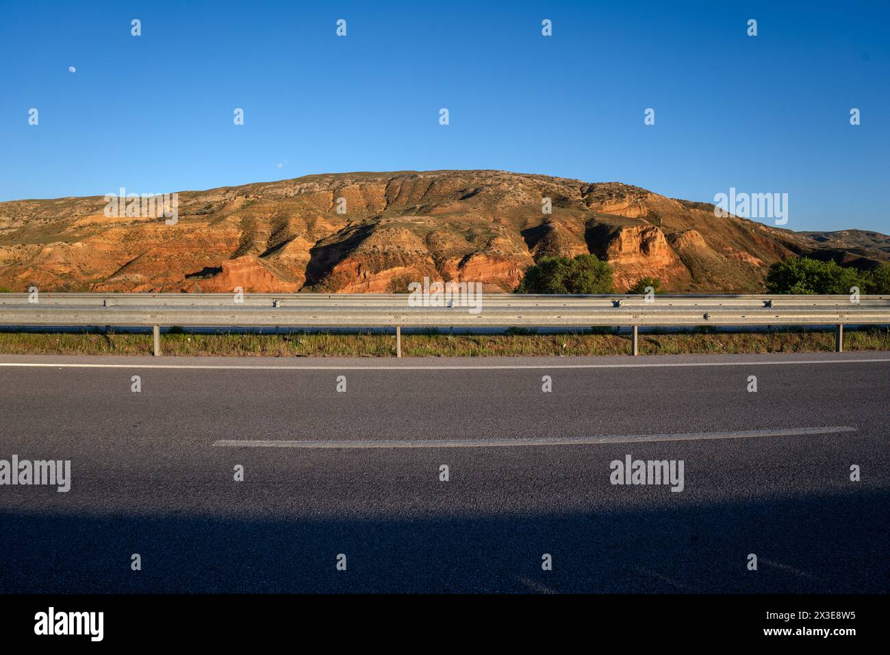 View rugged mountains winding hi-res stock photography and images - Alamy