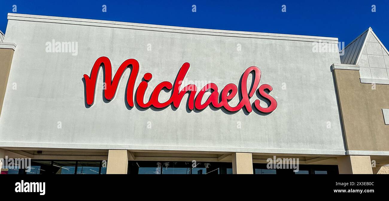 Michaels store hi-res stock photography and images - Alamy