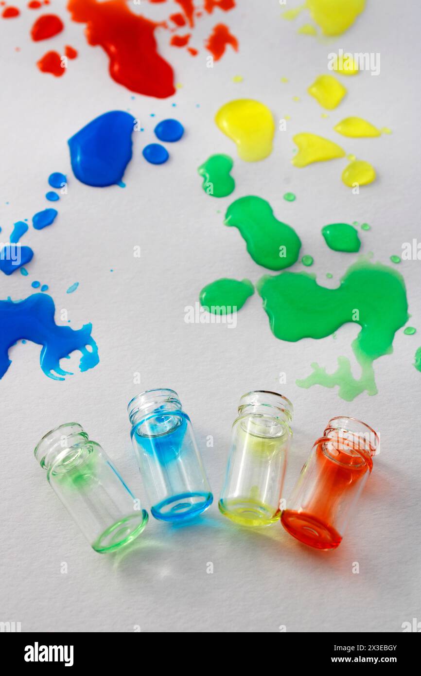 Spilled ink art hi-res stock photography and images - Alamy