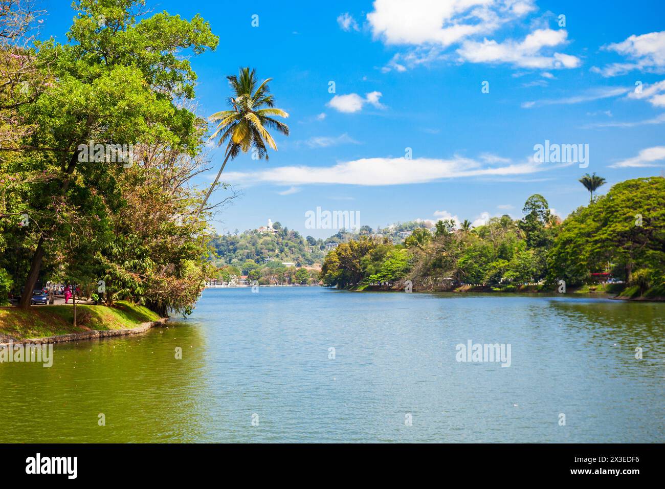 Kandy Lake in Kandy city, Sri Lanka Stock Photo - Alamy