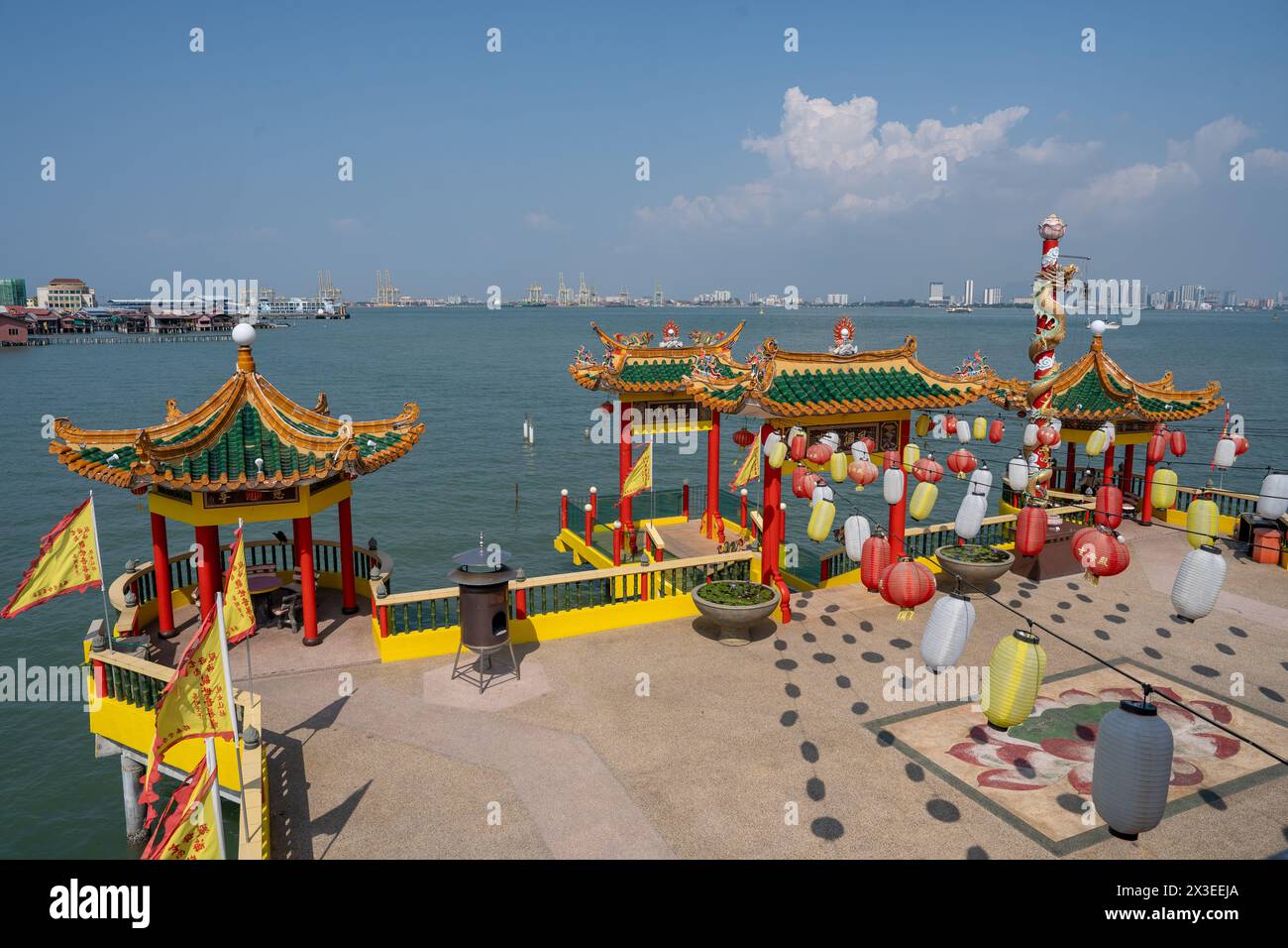 The Chinese Temple Hean Boo Thean Kuan Yin Temple of Chew Jetty in ...