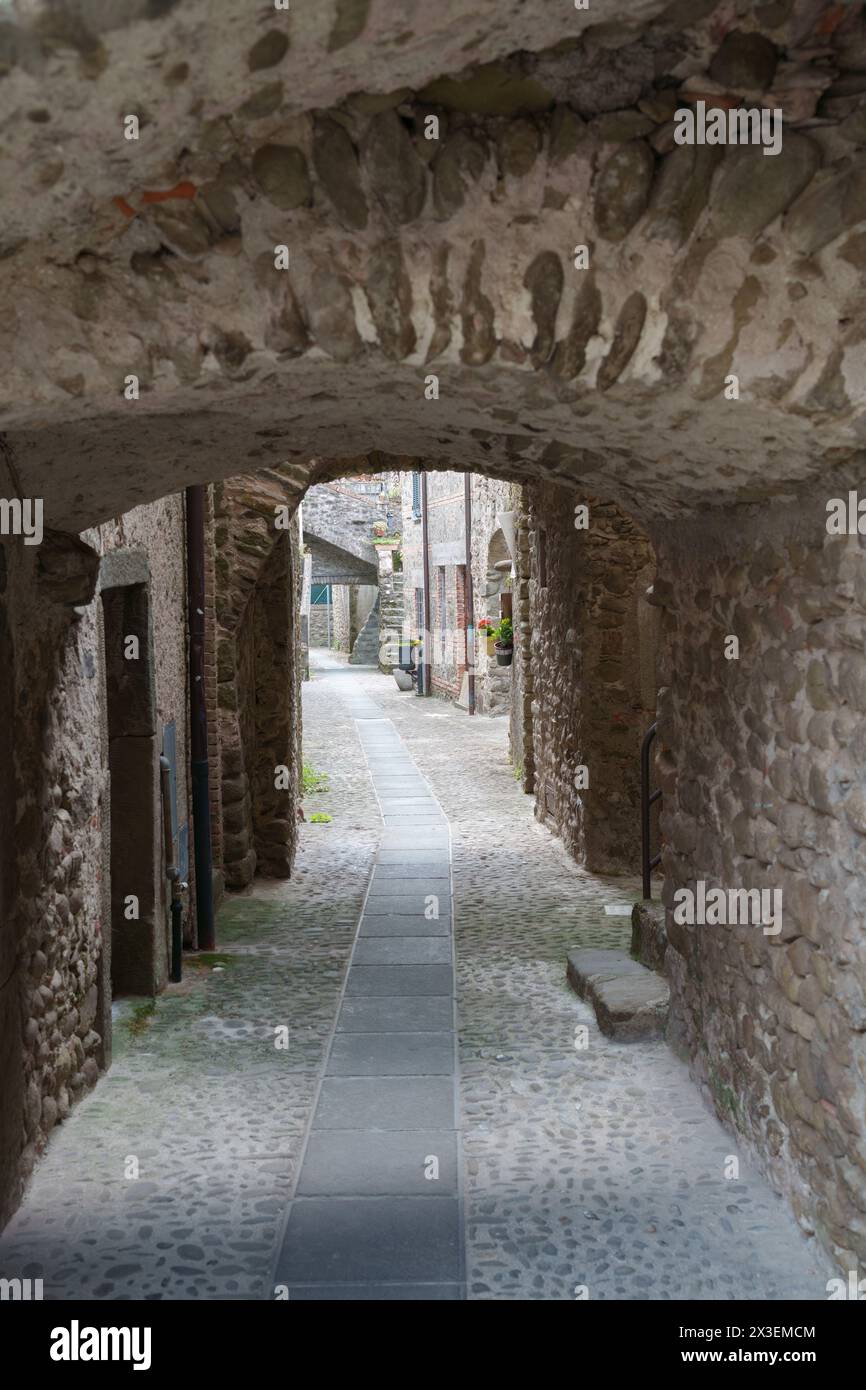 Filetto, historic town in Lunigiana, Tuscany, Italy Stock Photo - Alamy
