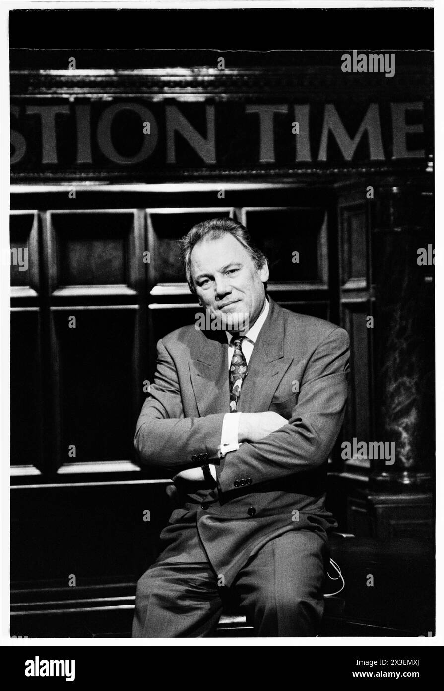 Itv news presenter hi-res stock photography and images - Alamy