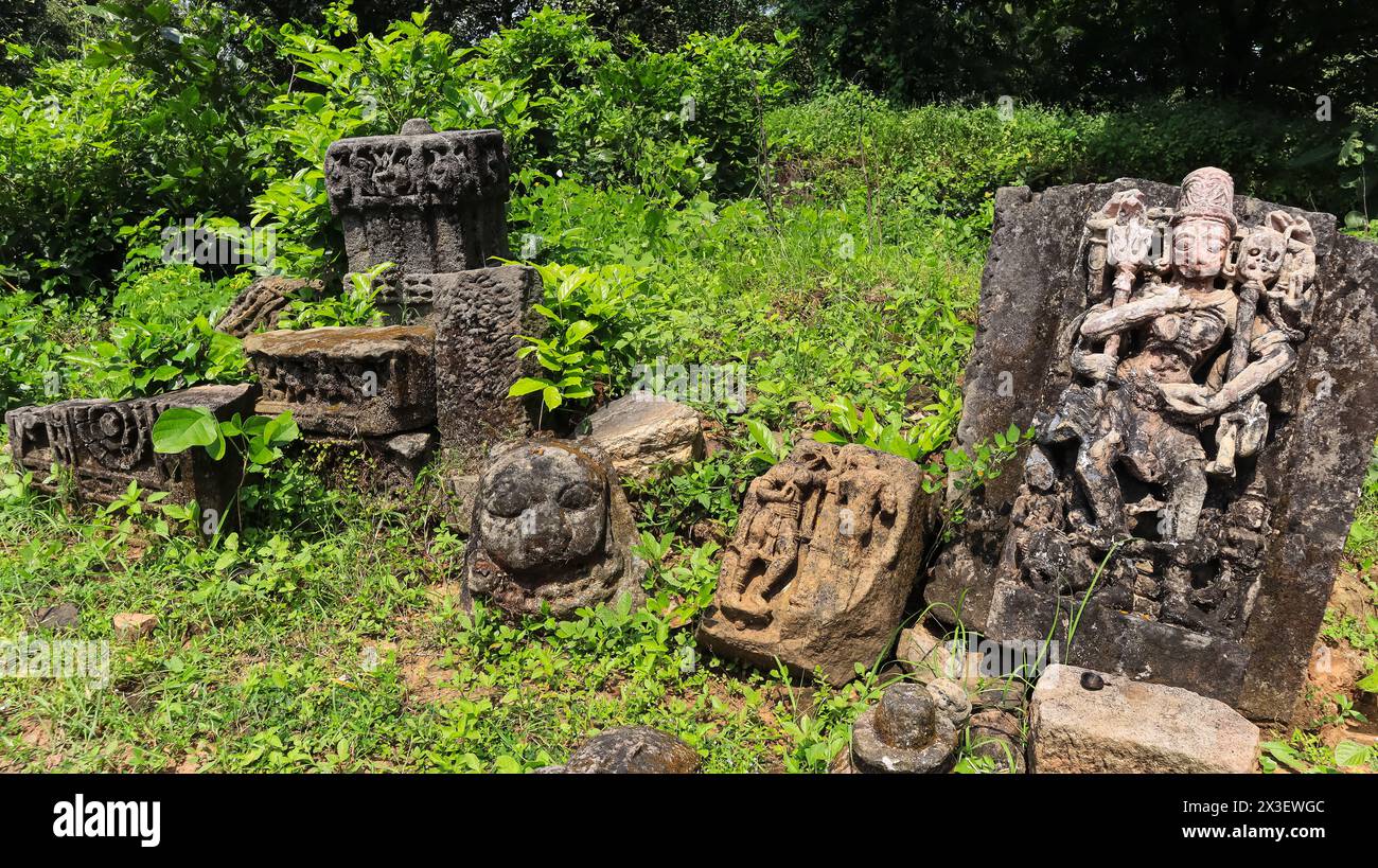 Ruin Carving Sculpture of Goddess Chamunda, 15th Century Statue, Polo ...