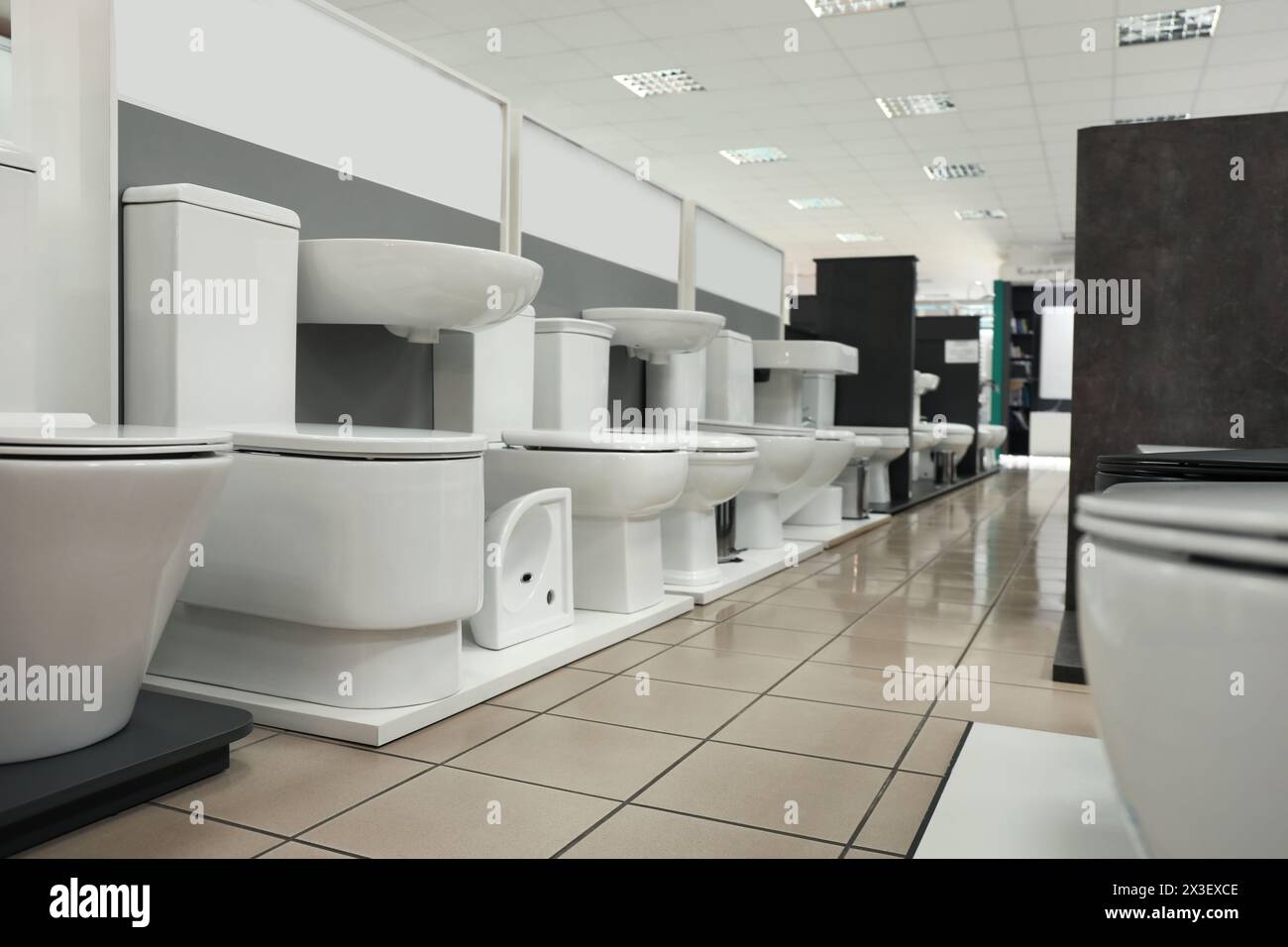 Sanitary ceramic bowls hi-res stock photography and images - Alamy