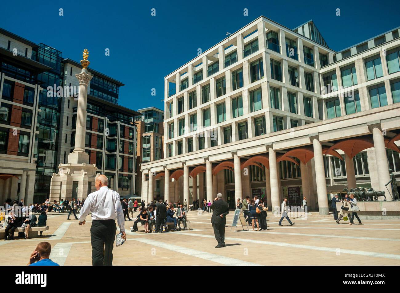 London, UK, Crowd People, Businessmen, on Lunch Break in The City ...
