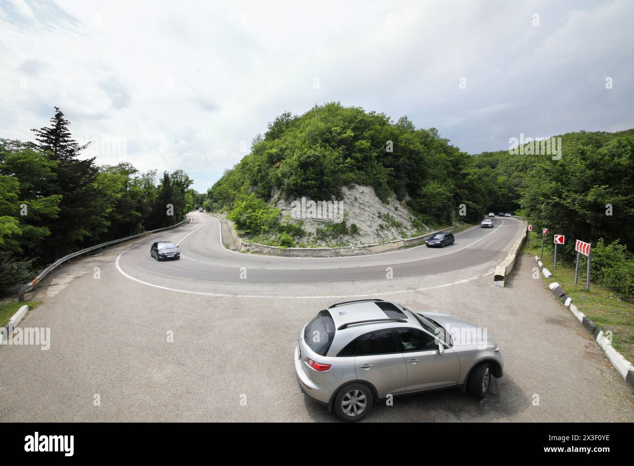 Car turning curve hi-res stock photography and images - Alamy