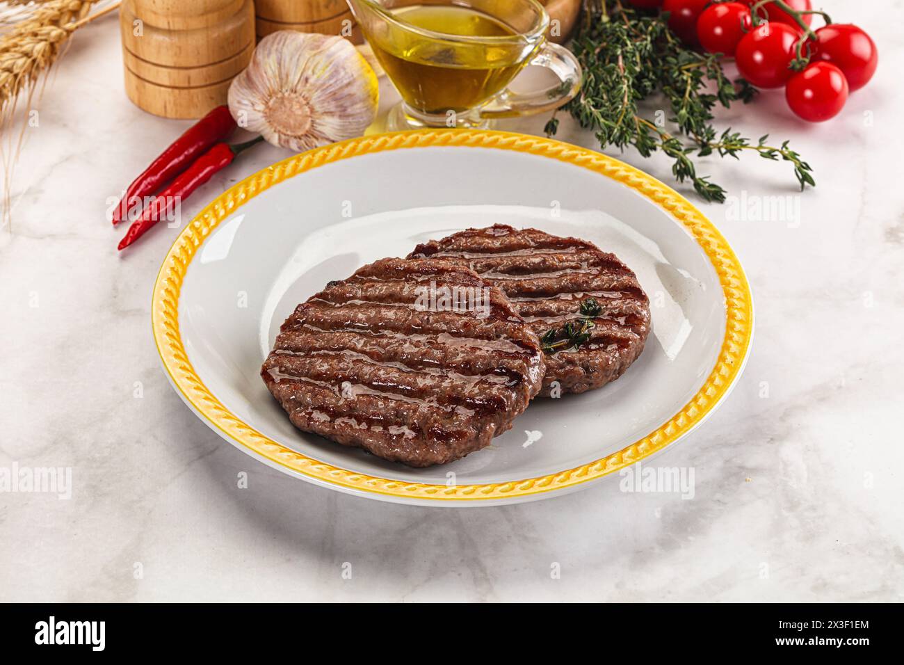 Grilled beef minced meat cutlet for burger Stock Photo - Alamy