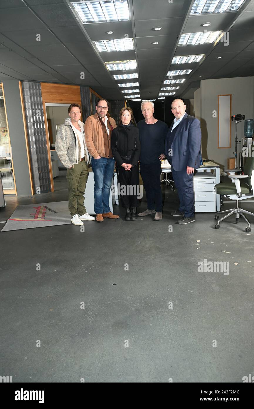 Cologne, Germany. 26th Apr, 2024. The actors Andreas Pietschmann ...