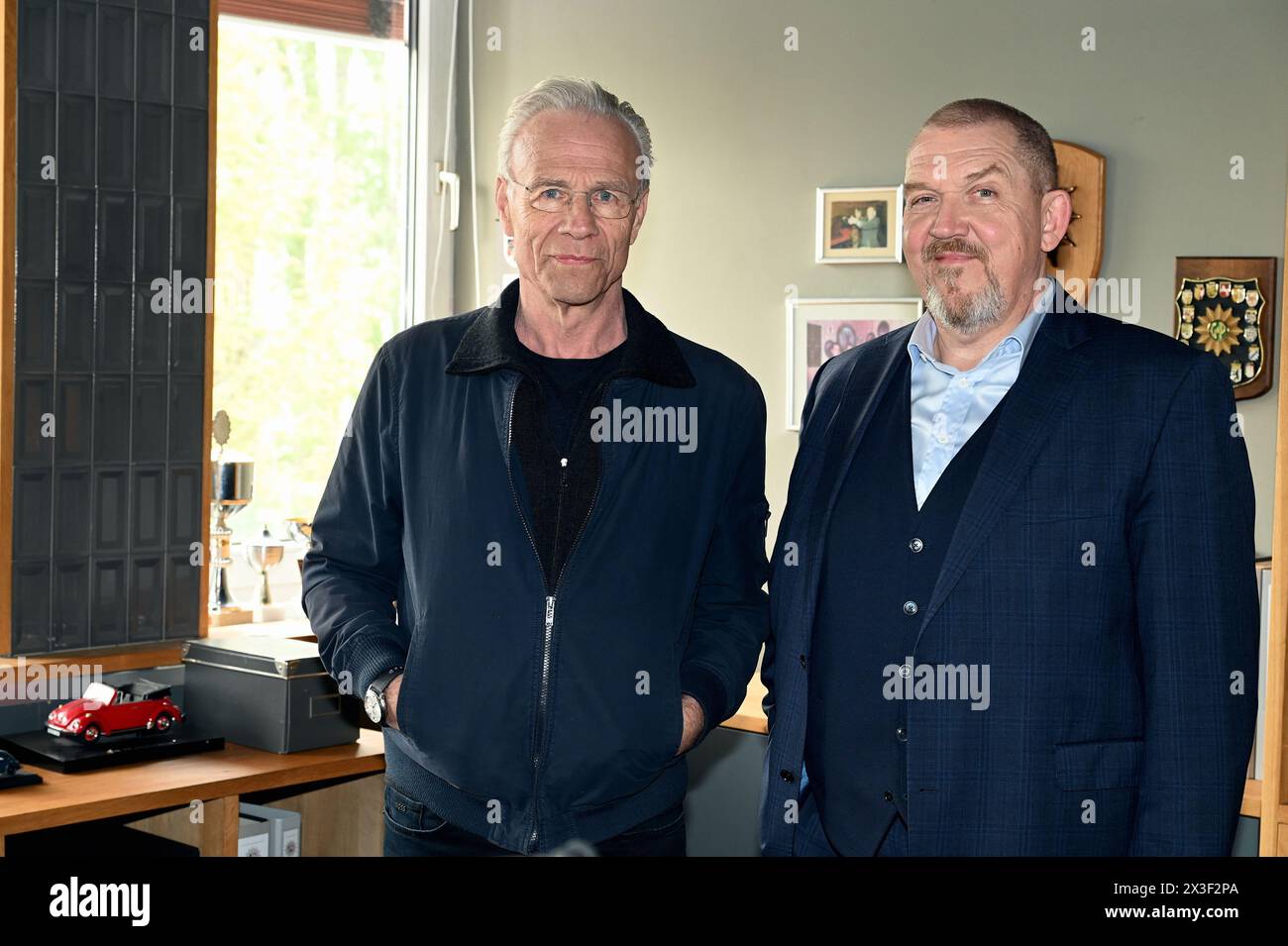 Cologne, Germany. 26th Apr, 2024. Actors Klaus J. Behrendt ...