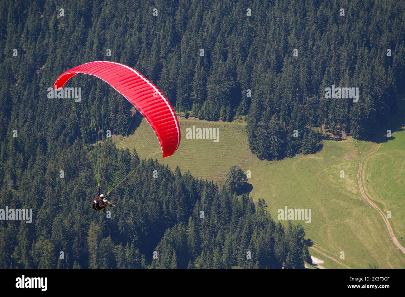 Flying hobby paraglider pilot hi-res stock photography and images - Alamy