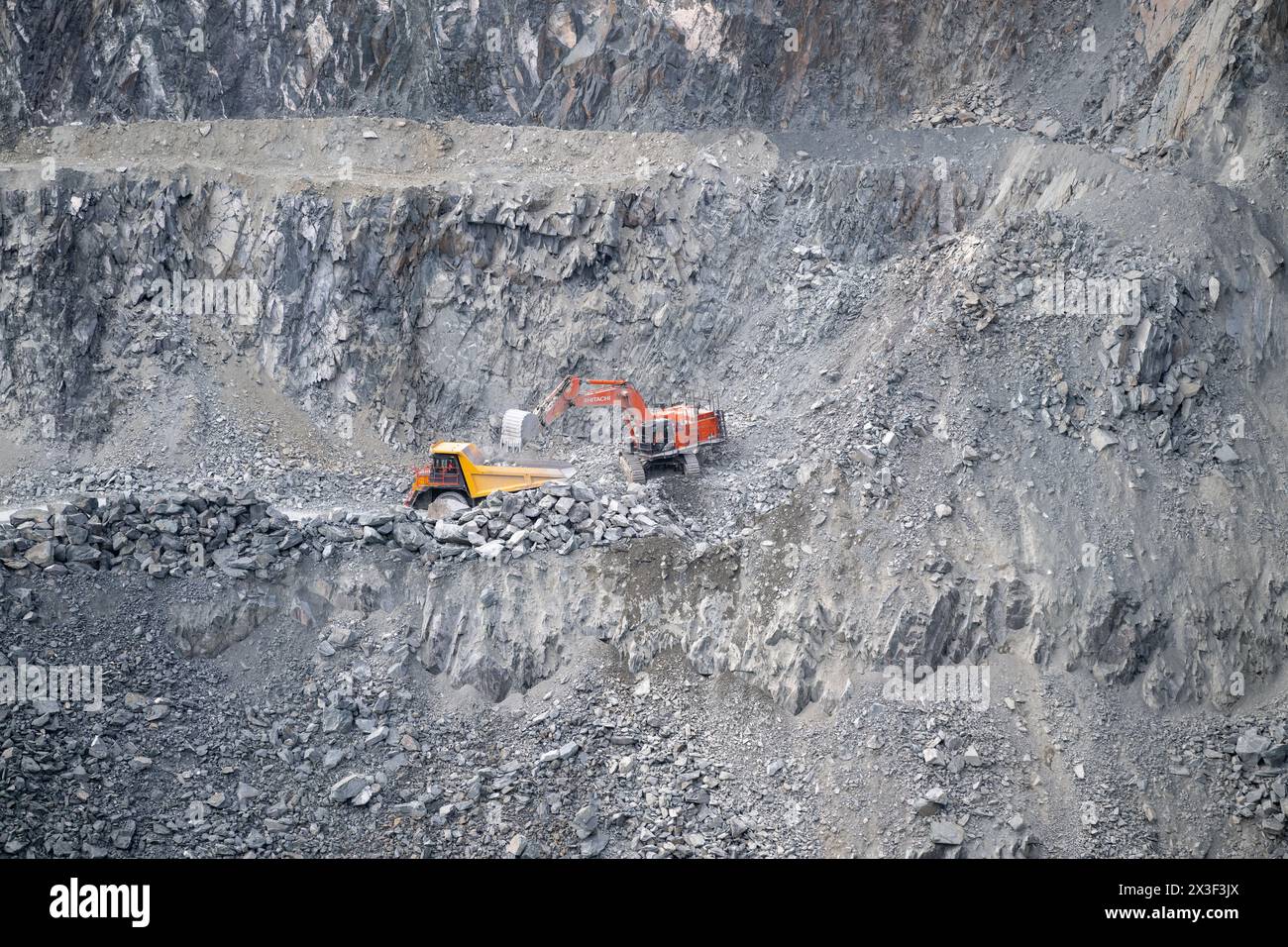 Digging out stone in a limestone quarry near Ingleton in the Yorkshire ...