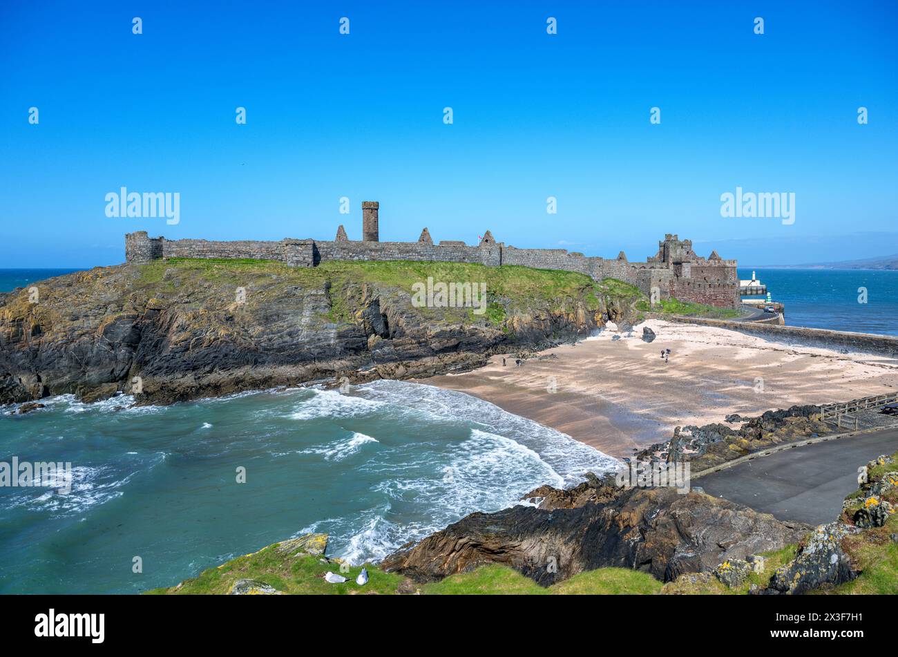 Peel Castle, Peel, Isle of Man, England, UK Stock Photo - Alamy