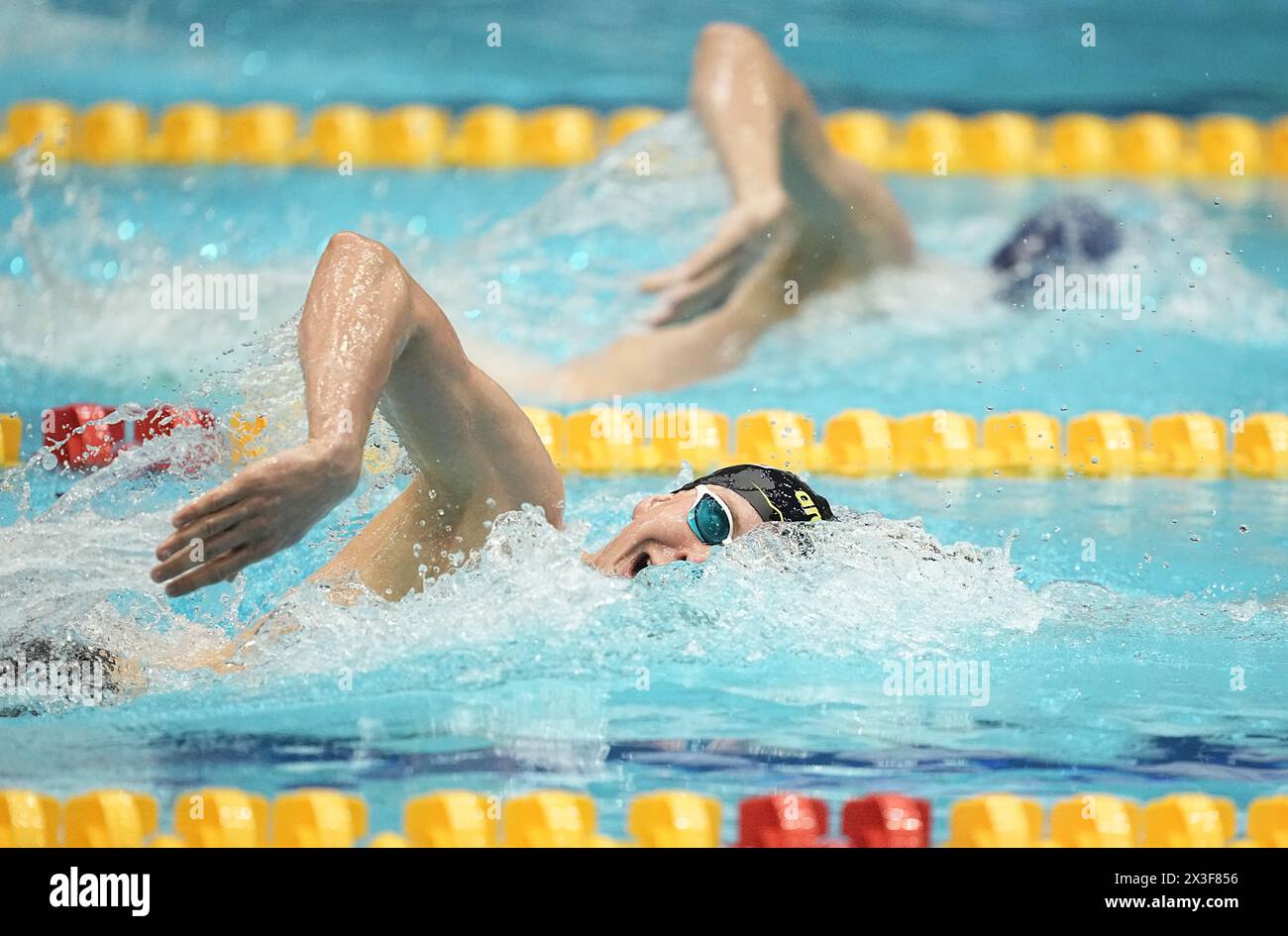 26 April 2024, Berlin: Swimming: German Championship, decision, 800 ...