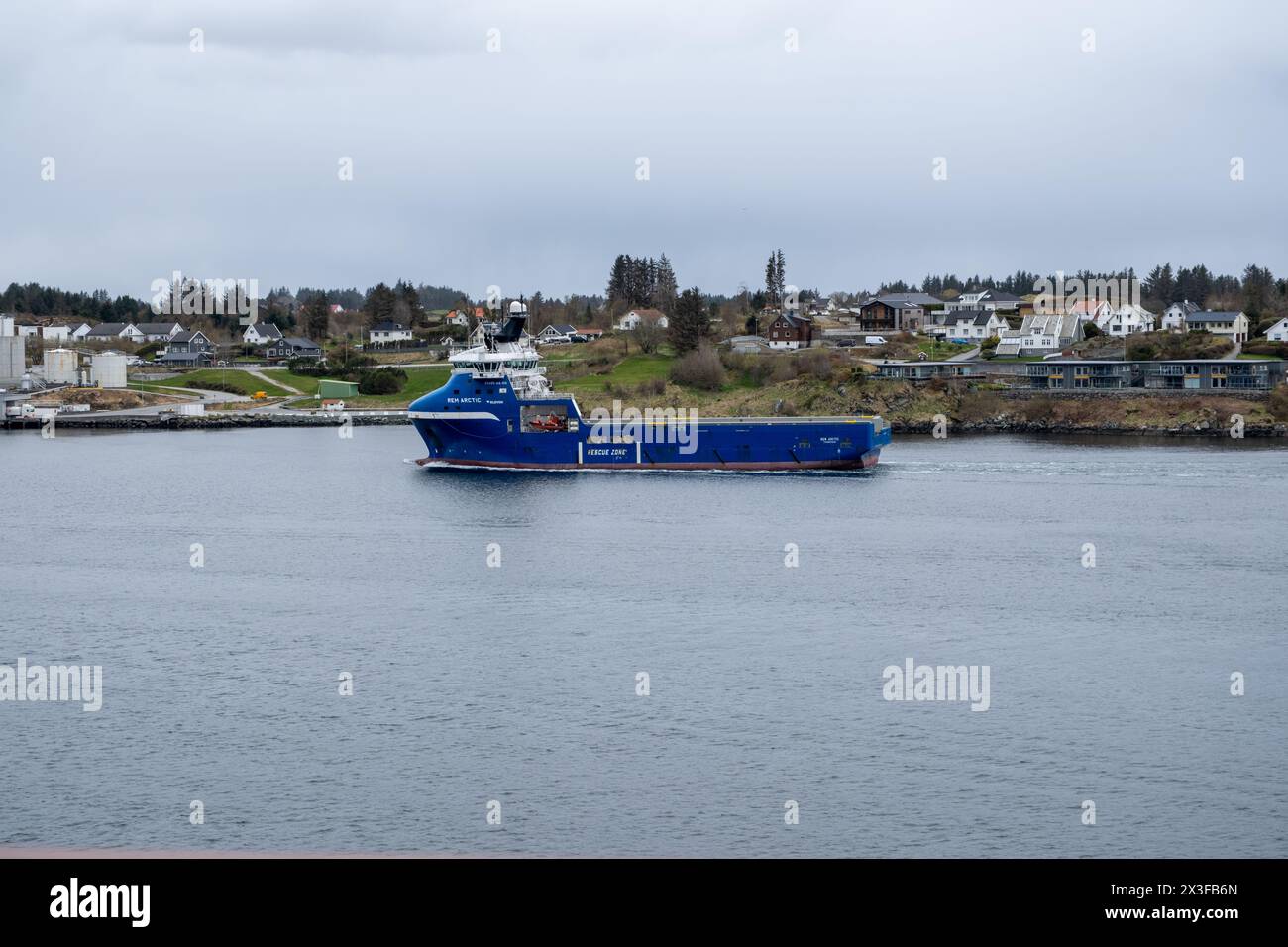 Rem arctic hi-res stock photography and images - Alamy