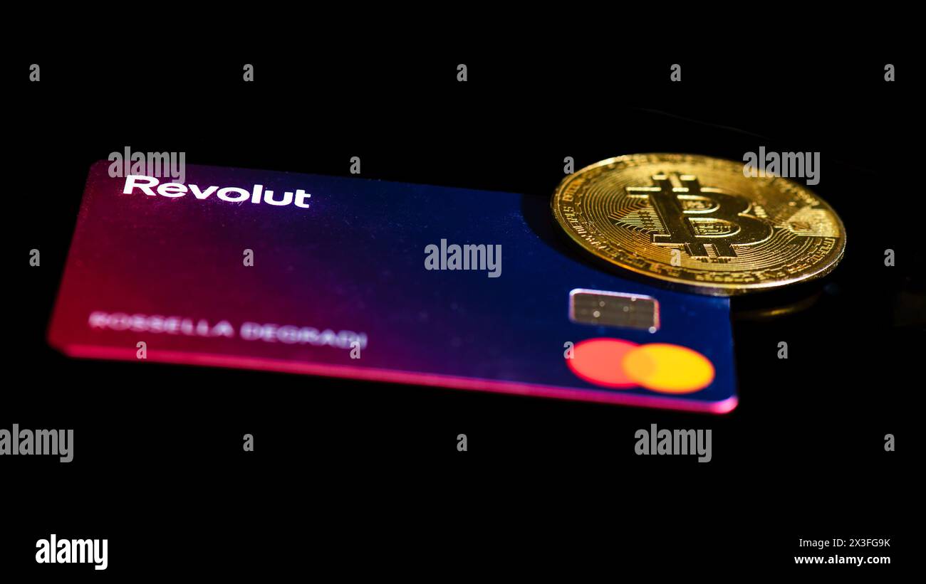 Revolut card computer hi-res stock photography and images - Alamy