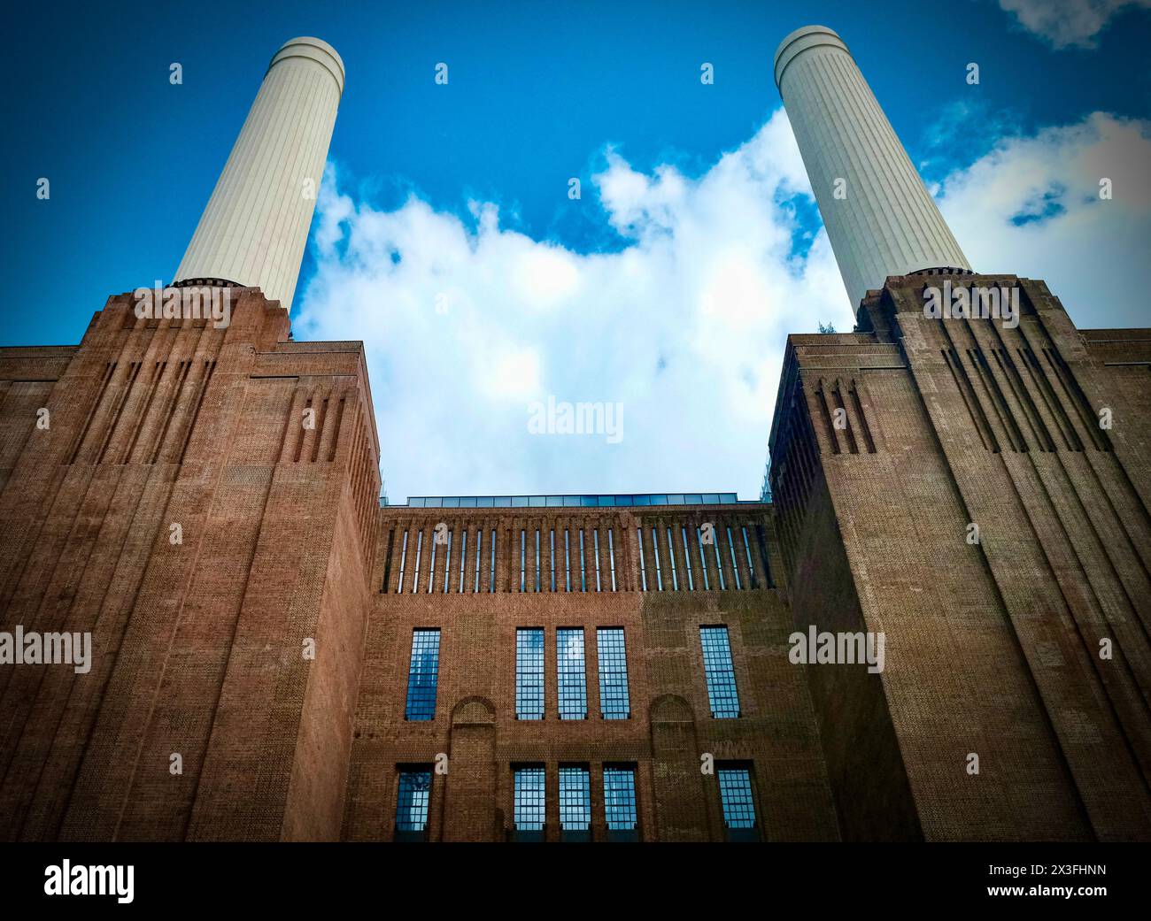 Battersea Power Station, Barn Elms London Stock Photo - Alamy