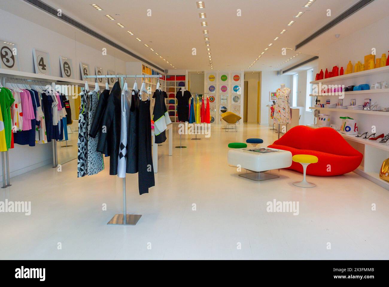 East Hampton, New York, USA, Wide Angle View, inside, Scene, Women's ...