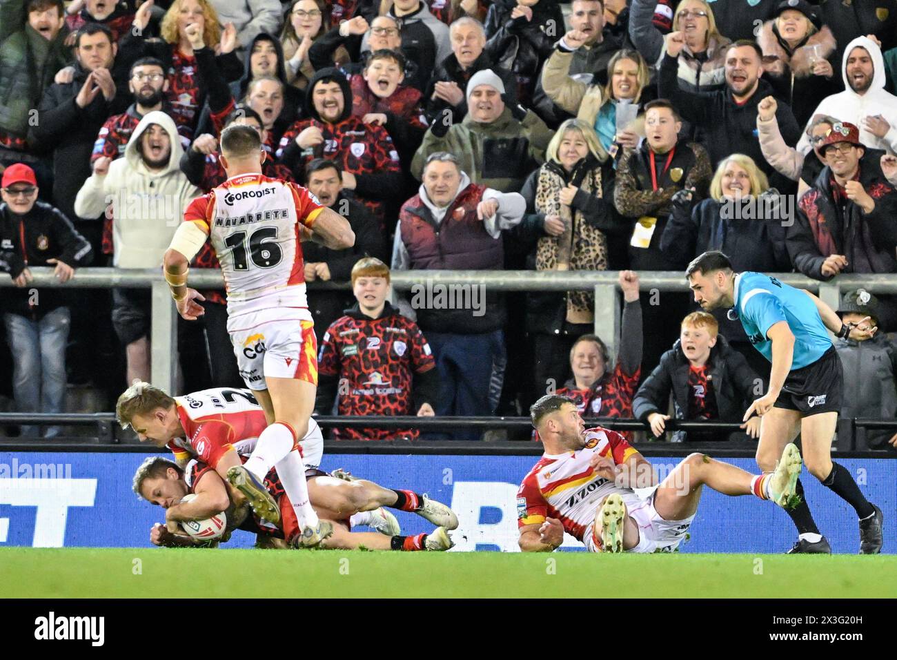 Matt Moylan of Leigh Leopards goes over for a try to make it 28-2 Leigh ...
