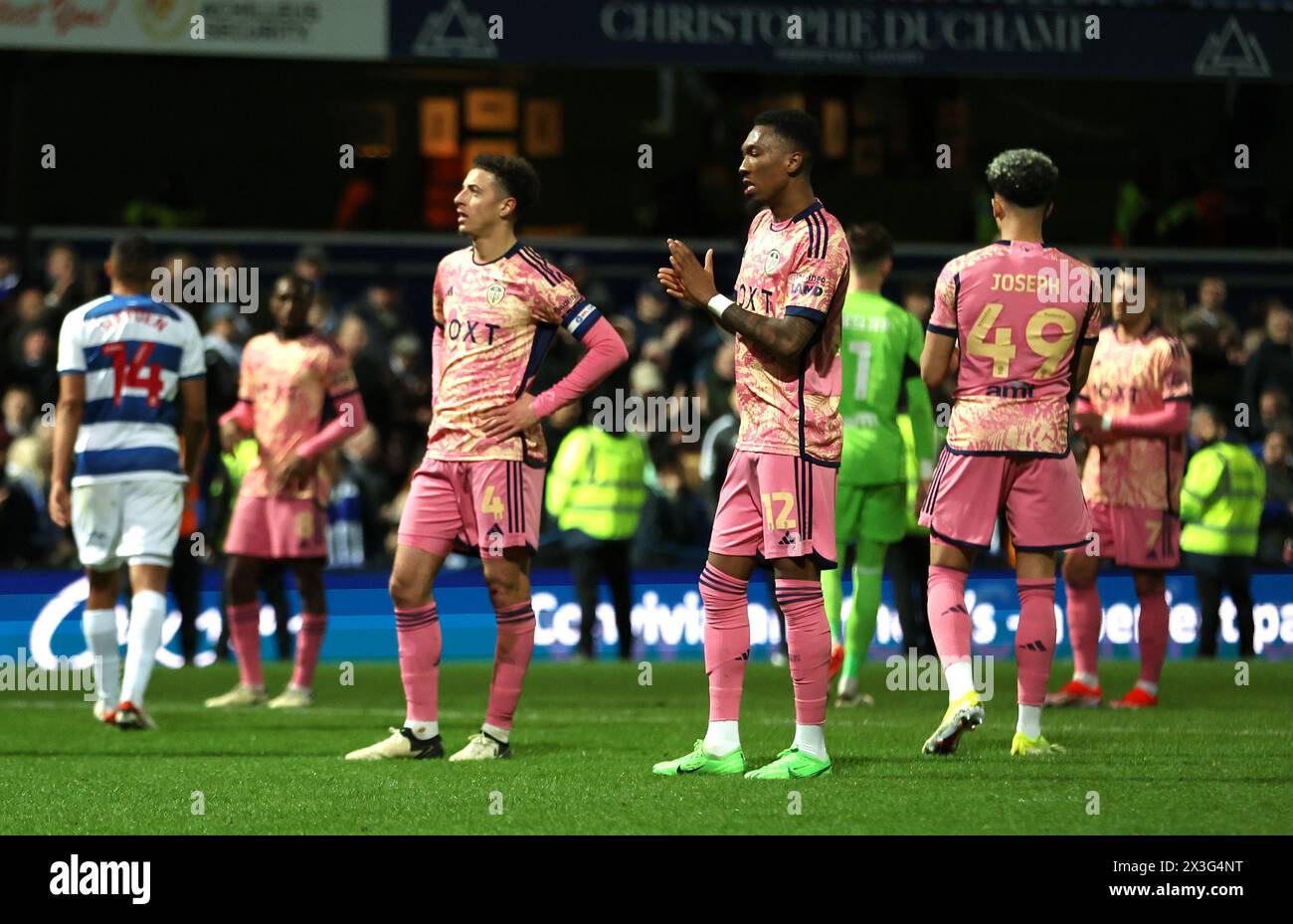 Leeds United's Ethan Ampadu and Jaidon Anthony look dejected after the ...