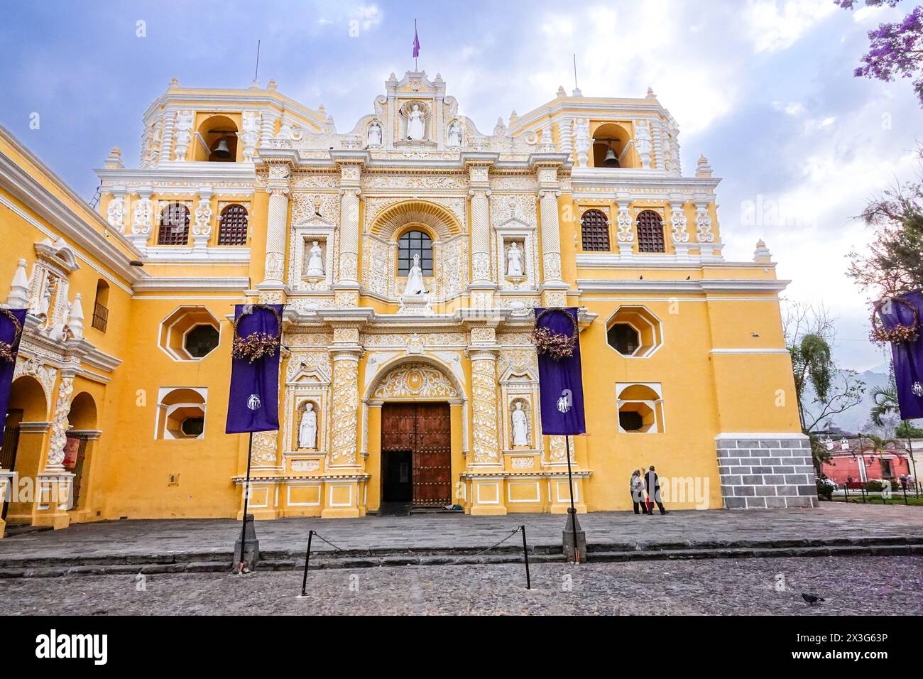 Stucco details hi-res stock photography and images - Alamy