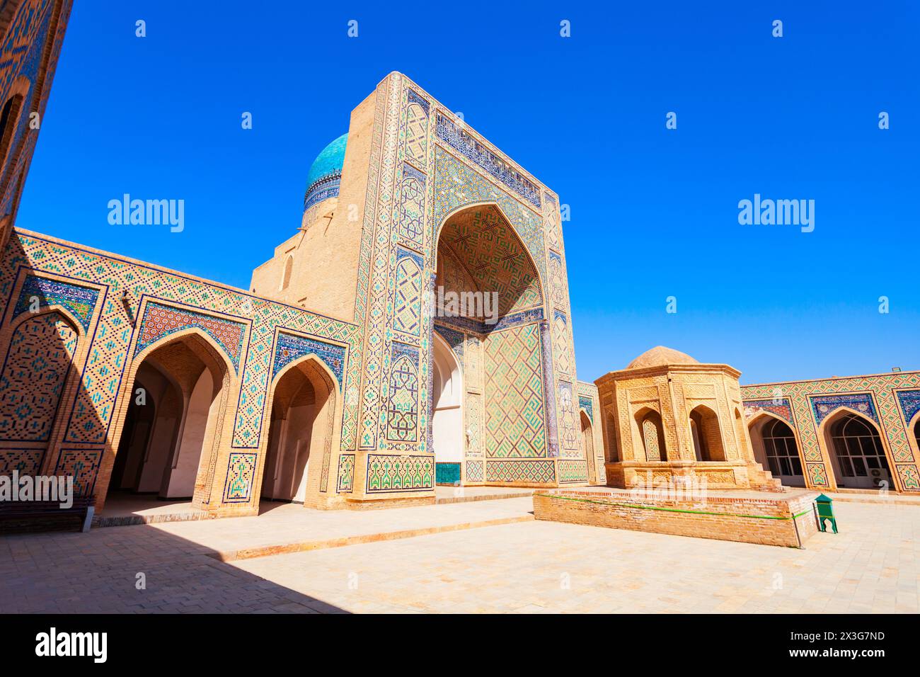 Kalyan mosque is a part of the Poi Kalon islamic religious complex in ...