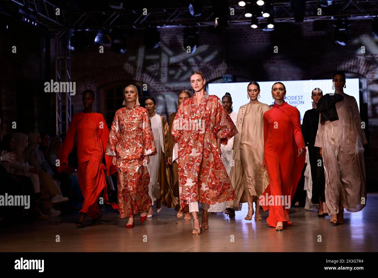Istanbul, Istanbul, Turkey. 25th Apr, 2024. Models wearing the Turkish ...