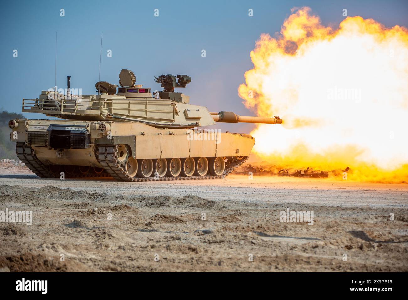 Soldiers from 1st Battalion, 81st Armor Regiment, 194th Armored Brigade ...