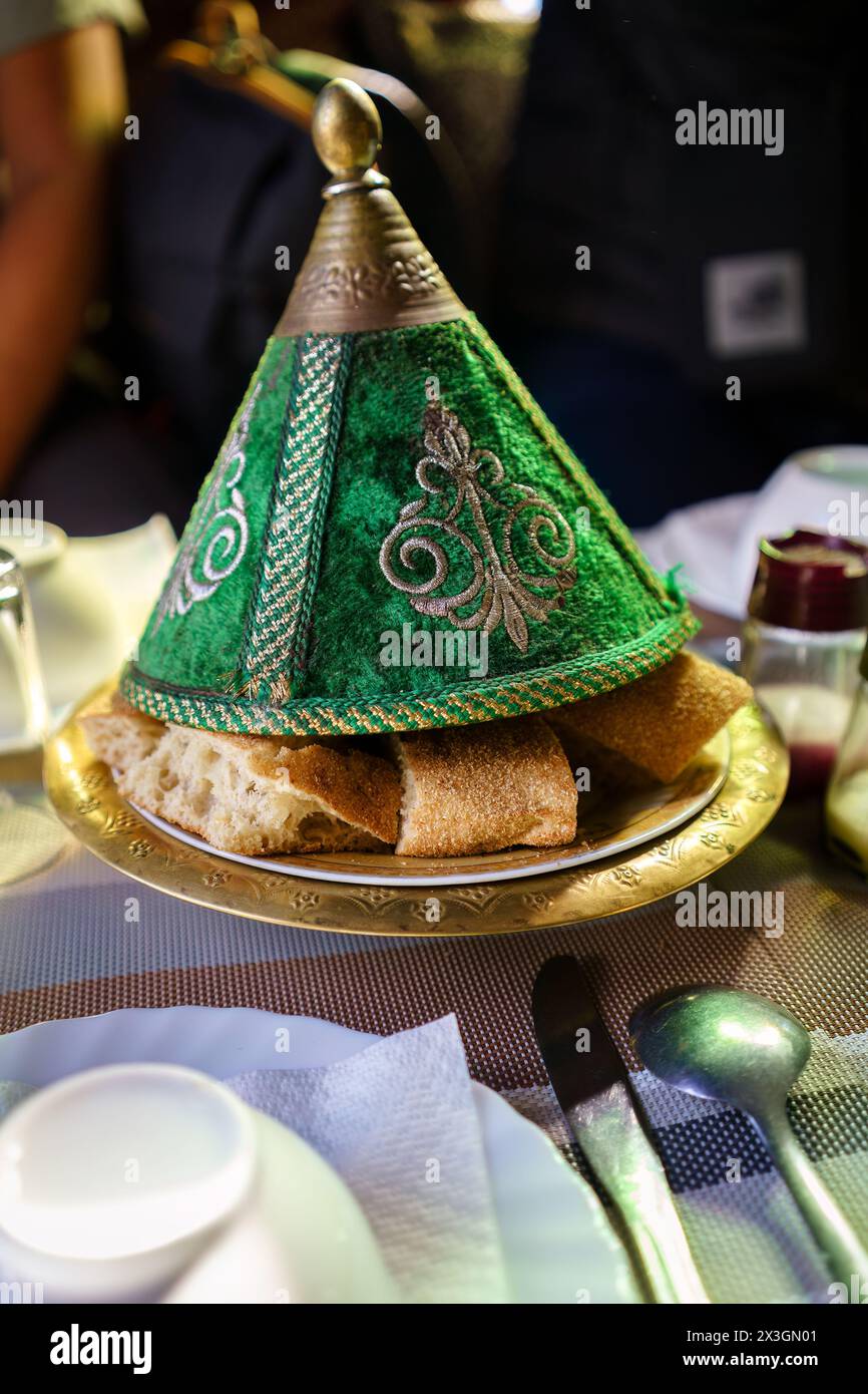 Traditional moroccan bread on a restaurant table Stock Photo - Alamy