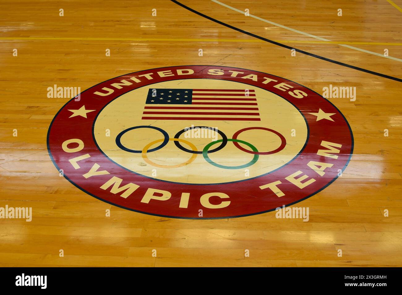 US Olympic Team symbols on basketball court Stock Photo - Alamy