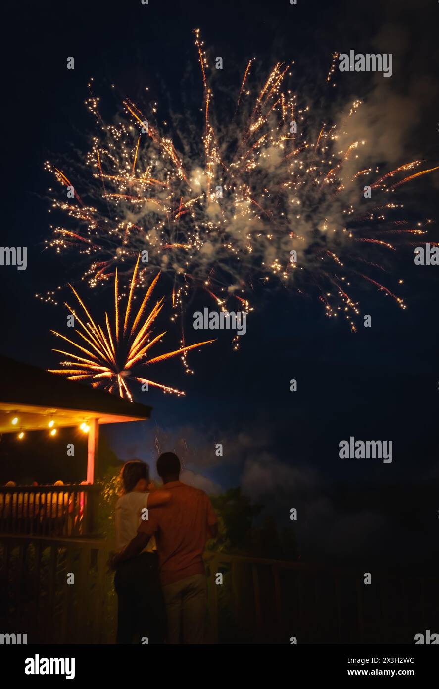 Firework couple love explosion hi-res stock photography and images - Alamy