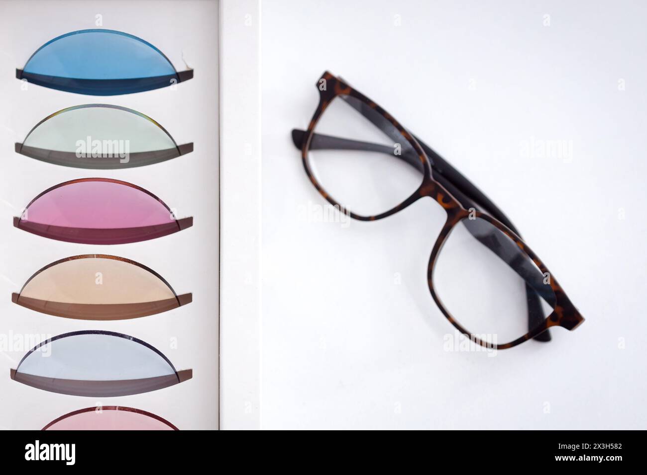 Eye measurement hi-res stock photography and images - Alamy