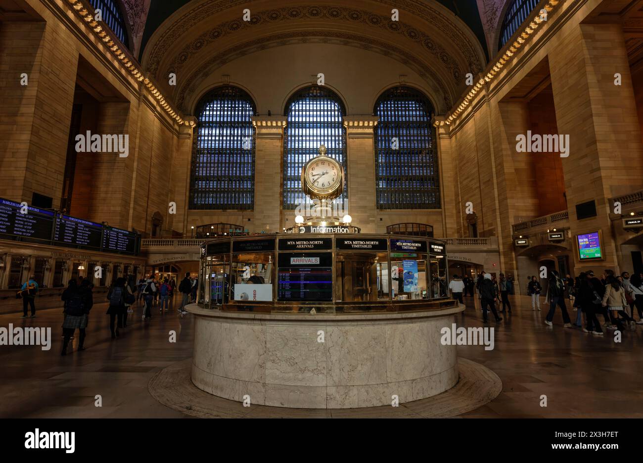 Iconic information booth and clock in Grand Central Station or Terminal ...
