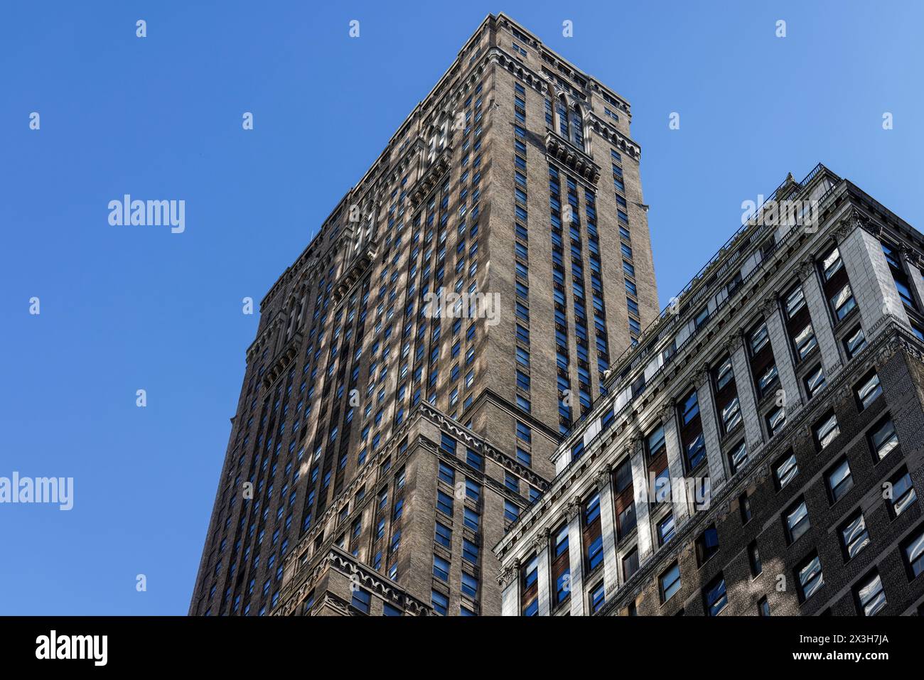 Chanin building art deco hi-res stock photography and images - Alamy