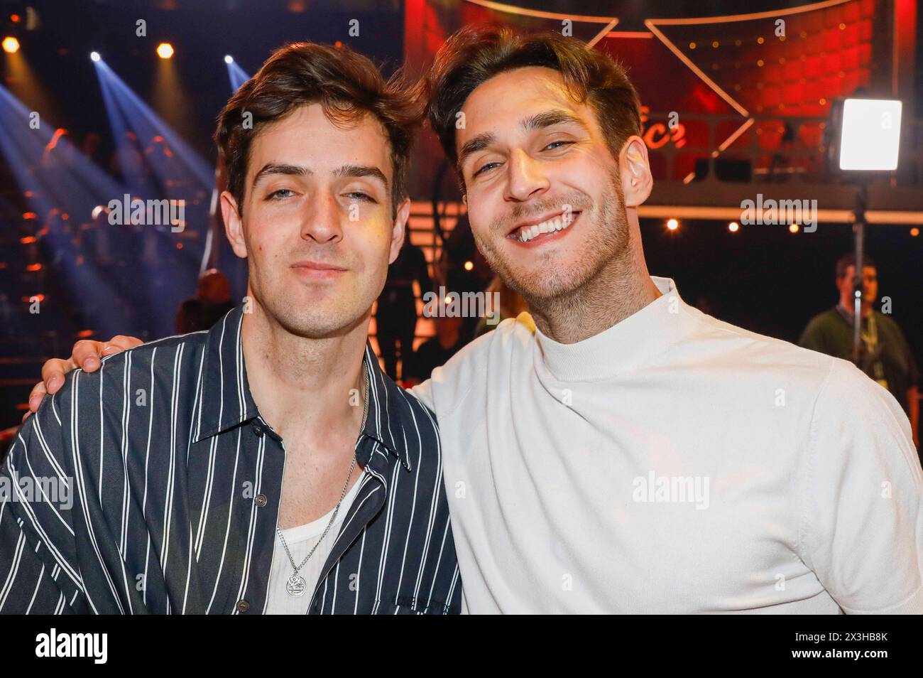 Aaron Keller und Joshua Keller in der achten Live-Show der 17. Staffel der RTL-Tanzshow Let s ...