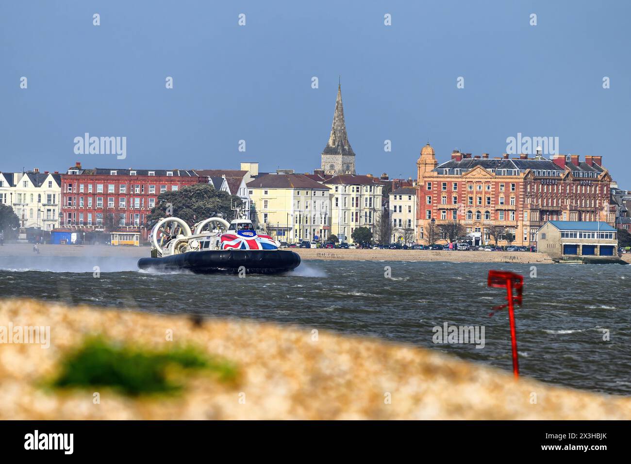 Solent Flyer is a hovercraft operated by Hovertravel providing a ...