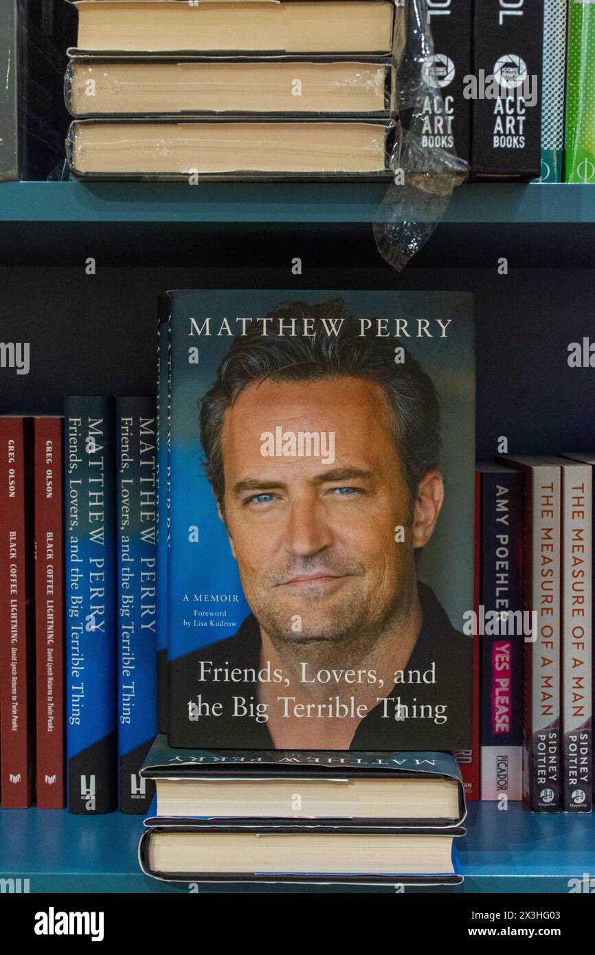Matthew perry friends hi-res stock photography and images - Alamy