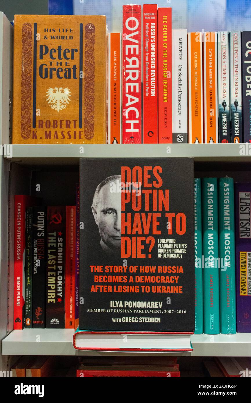 Close-up Gregg Stebben and Ilya Ponomarev's Does Putin Have to Die ...