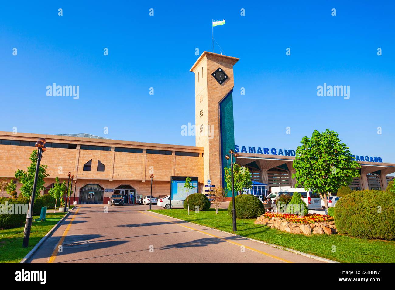 Samarkand architecture soviet modern hi-res stock photography and ...