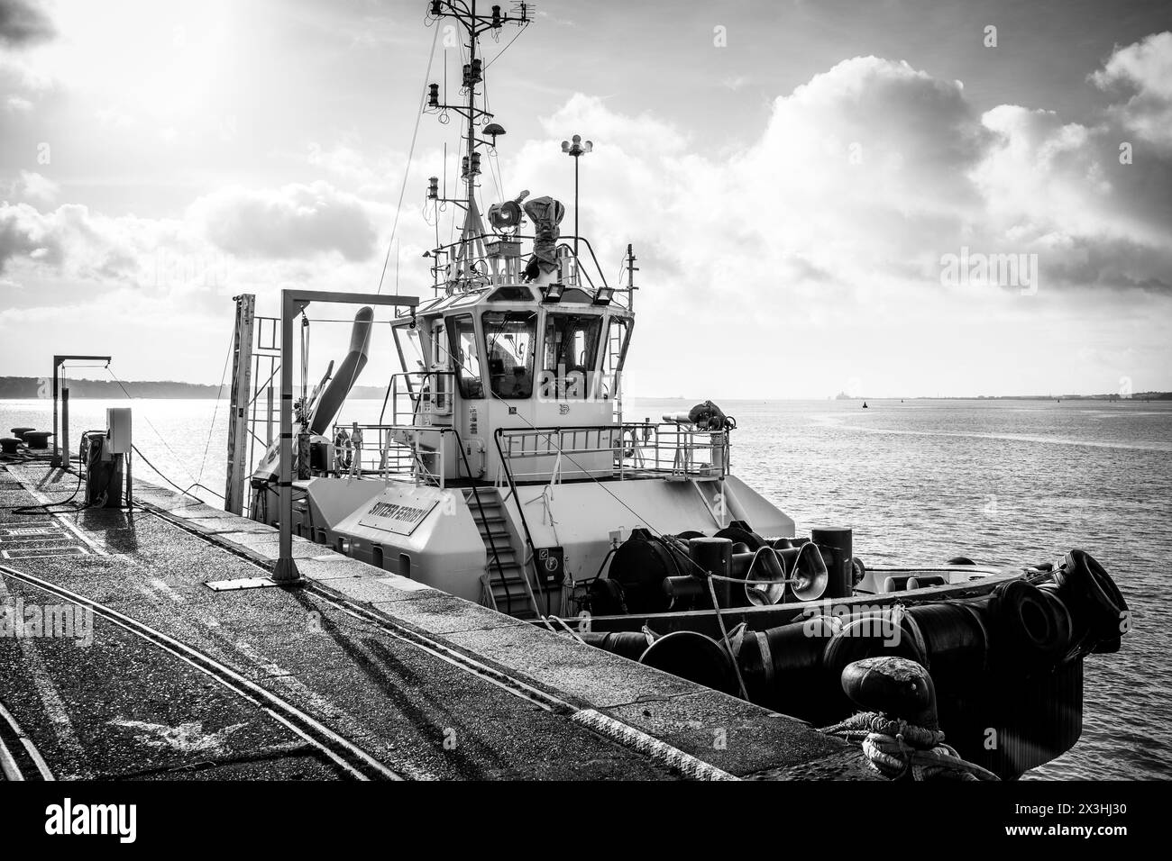 Svitzer Tug Southampton Western Docks Stock Photo - Alamy