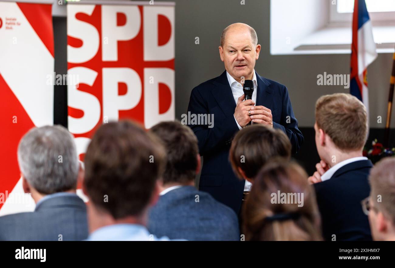 27 April 2024, Lower Saxony, Lüneburg: Federal Chancellor Olaf Scholz ...