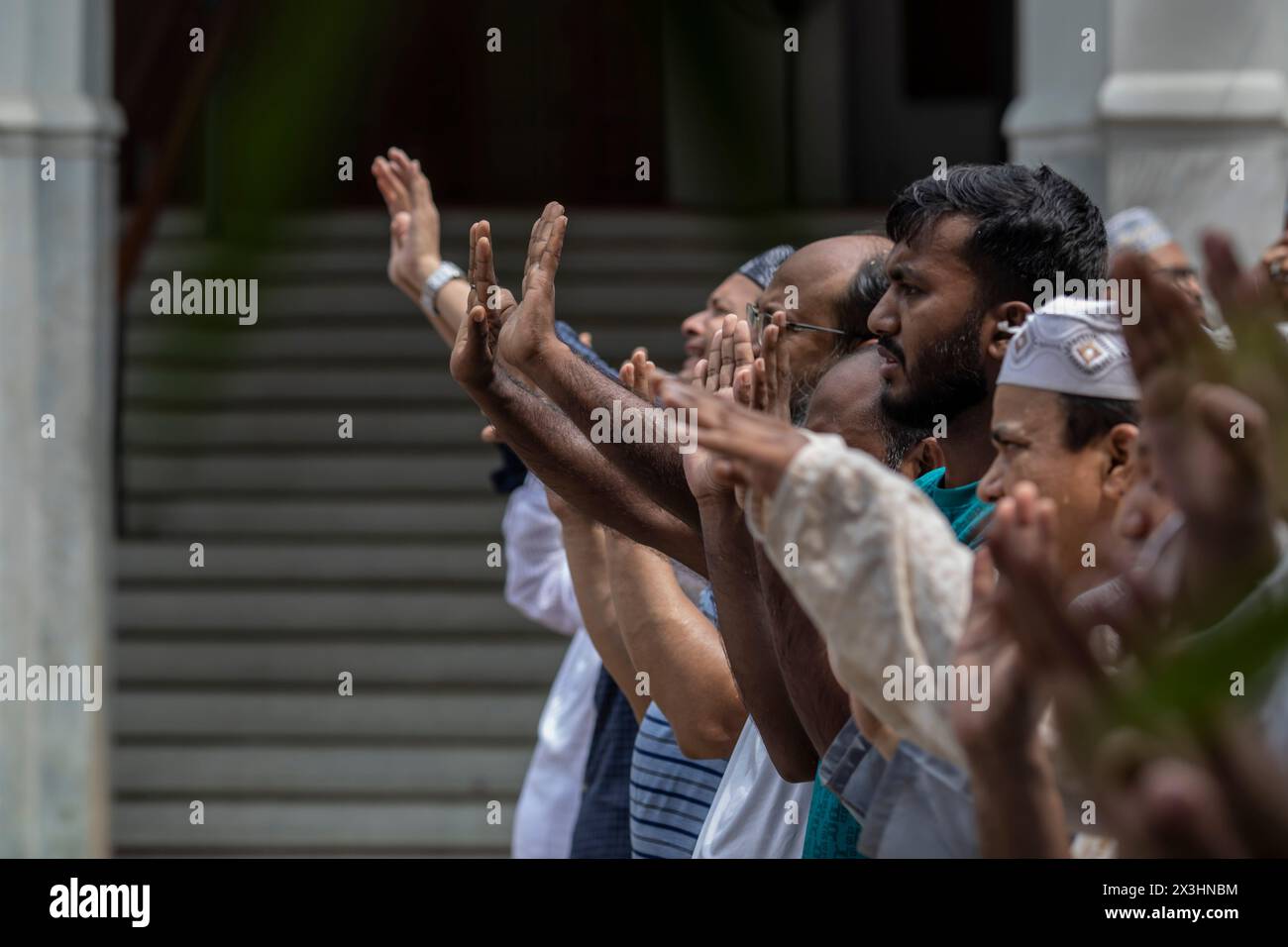 Dhaka, Bangladesh. 27th Apr, 2024. Muslims offer special prayers for ...