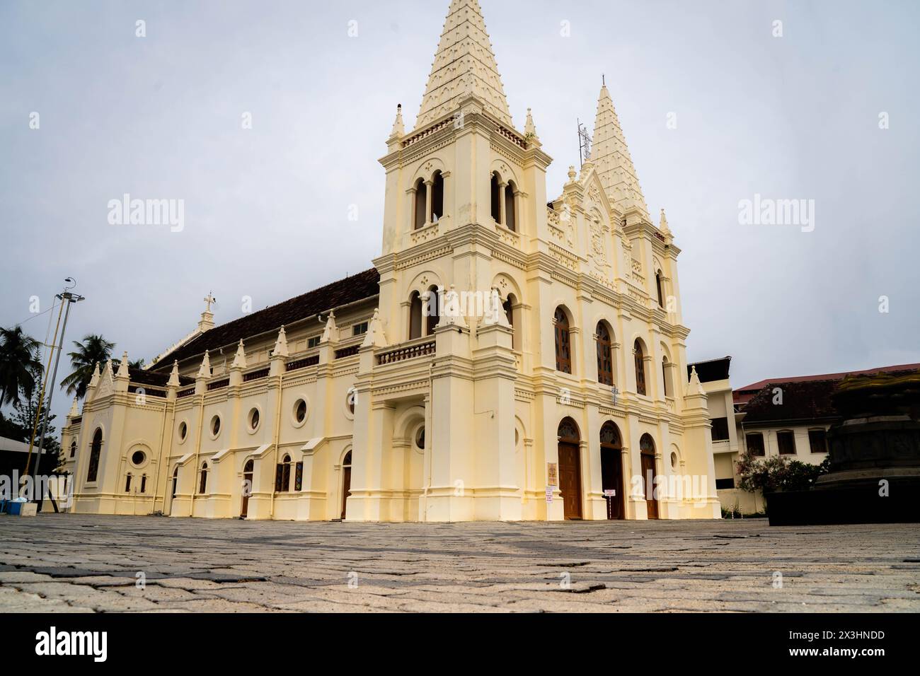 Santa Cruz Basilica, Built during the 1500s, Santa Cruz is one of the ...