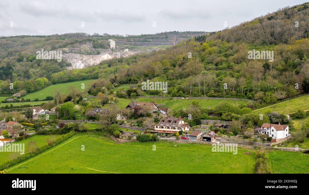 Aggregate quarrying hi-res stock photography and images - Alamy