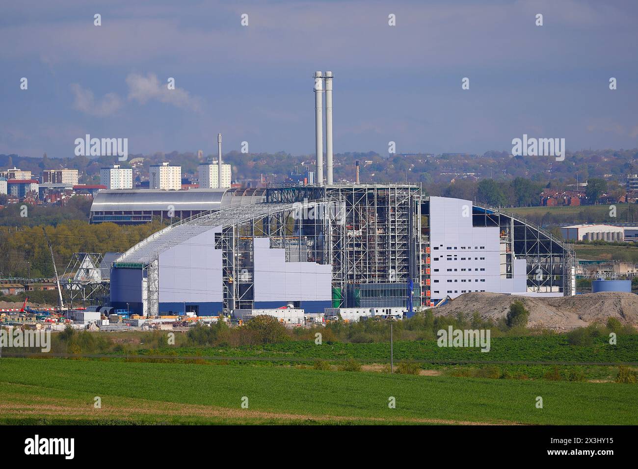 Leeds energy from waste facility hi-res stock photography and images ...