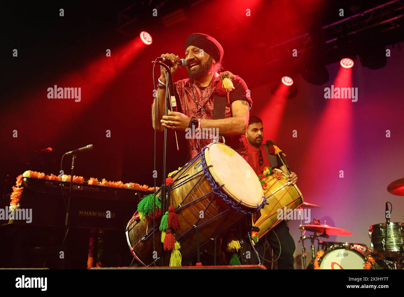 Dhol foundation hi-res stock photography and images - Alamy